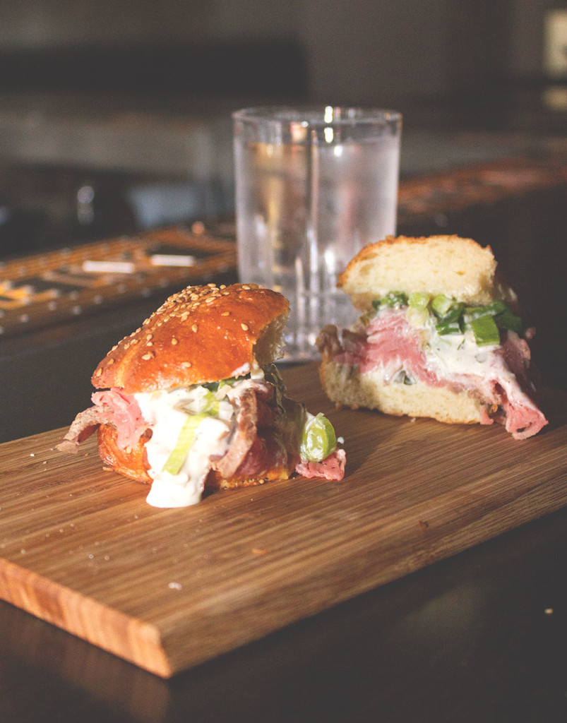 Drinks und Barfood im Little Link | Belgisches Viertel | Köln - moey's ...