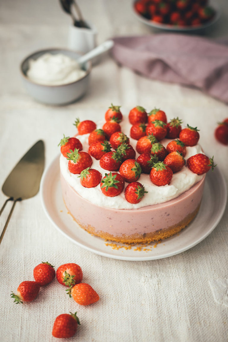 Faszinierend Erdbeer Panna Cotta Torte Ebenbild